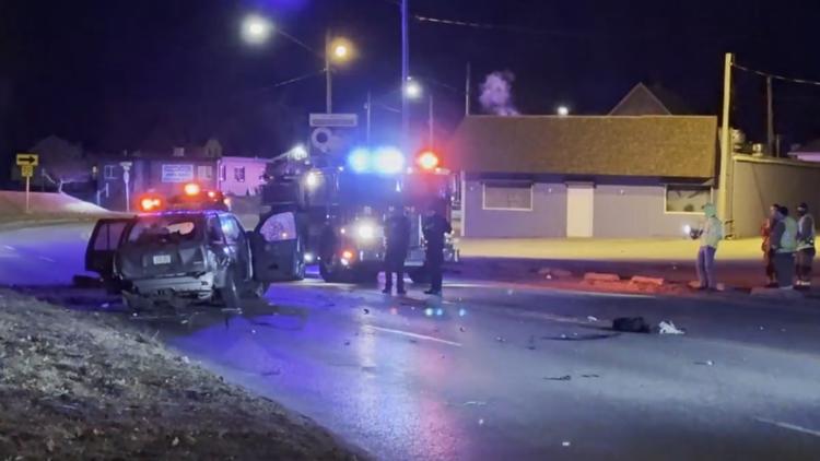 Moline police: Teen ejected in rollover crash, two others flee on foot