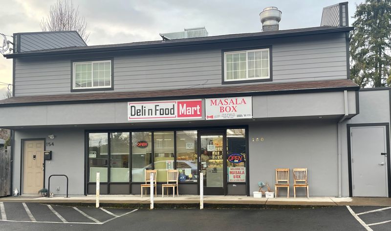 These 9 Oregon buffets locals always recommend despite the look