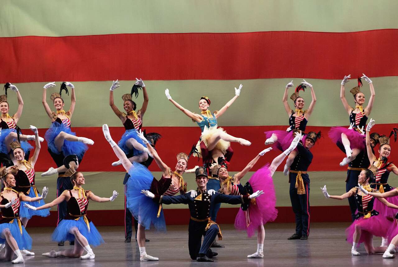 What does ‘Stars and Stripes' mean now? San Francisco Ballet's season ...