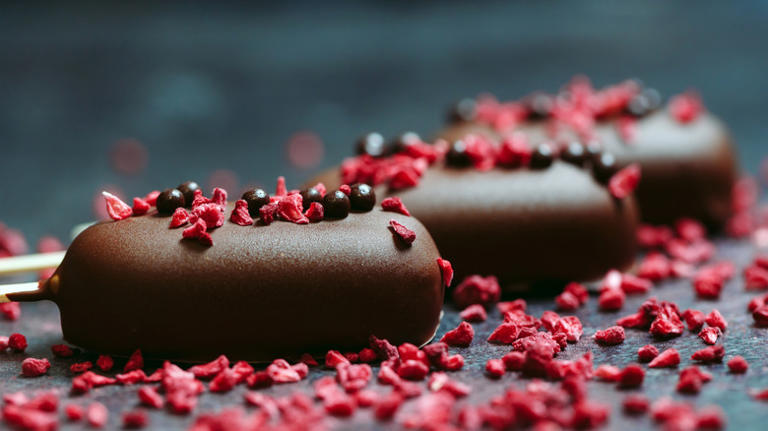 Crushed freeze‑dried strawberries add color and crunch to desserts - no ...