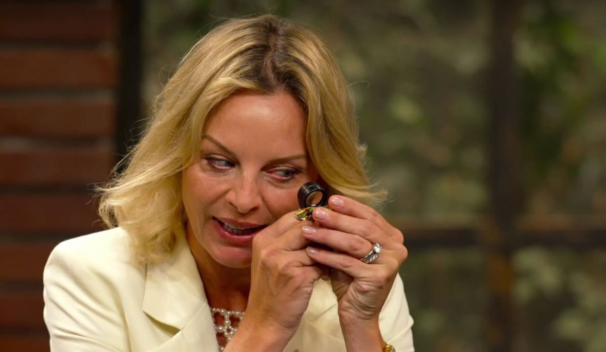 „Außergewöhnlich“: Italienische Brosche geht bei „Bares für Rares ...