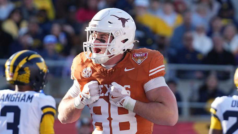 Texas Longhorn prospect could solve Dolphins’ lingering tight end problem