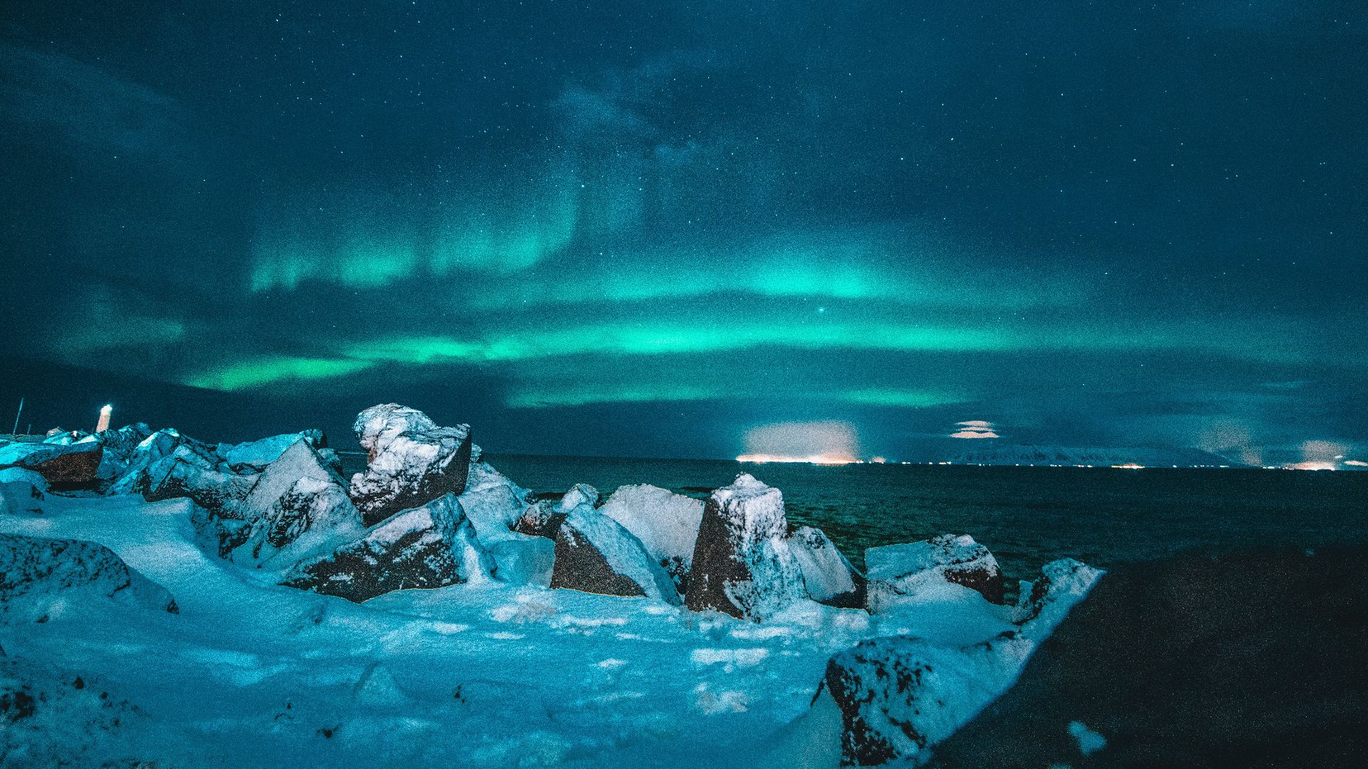 20 road trips to take outside the US