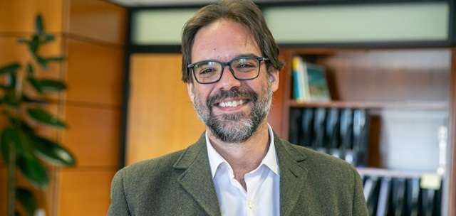 El presidente de Renfe tergiversa la realidad del rescate del tren de Ouigo