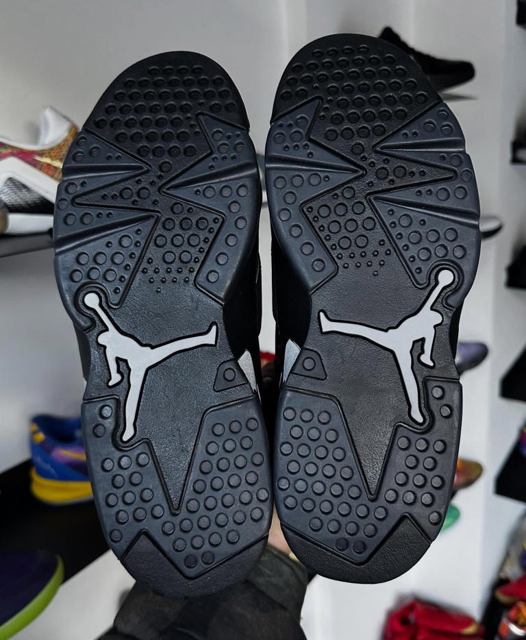 First look at the 'Cap and Gown' Air Jordan 6