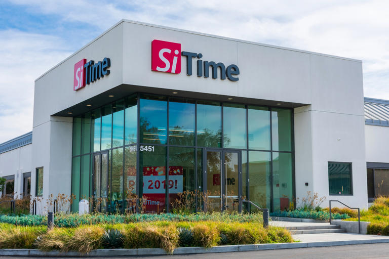 SiTime surges on strong Q4 results; confirms deal to acquire Renesas unit