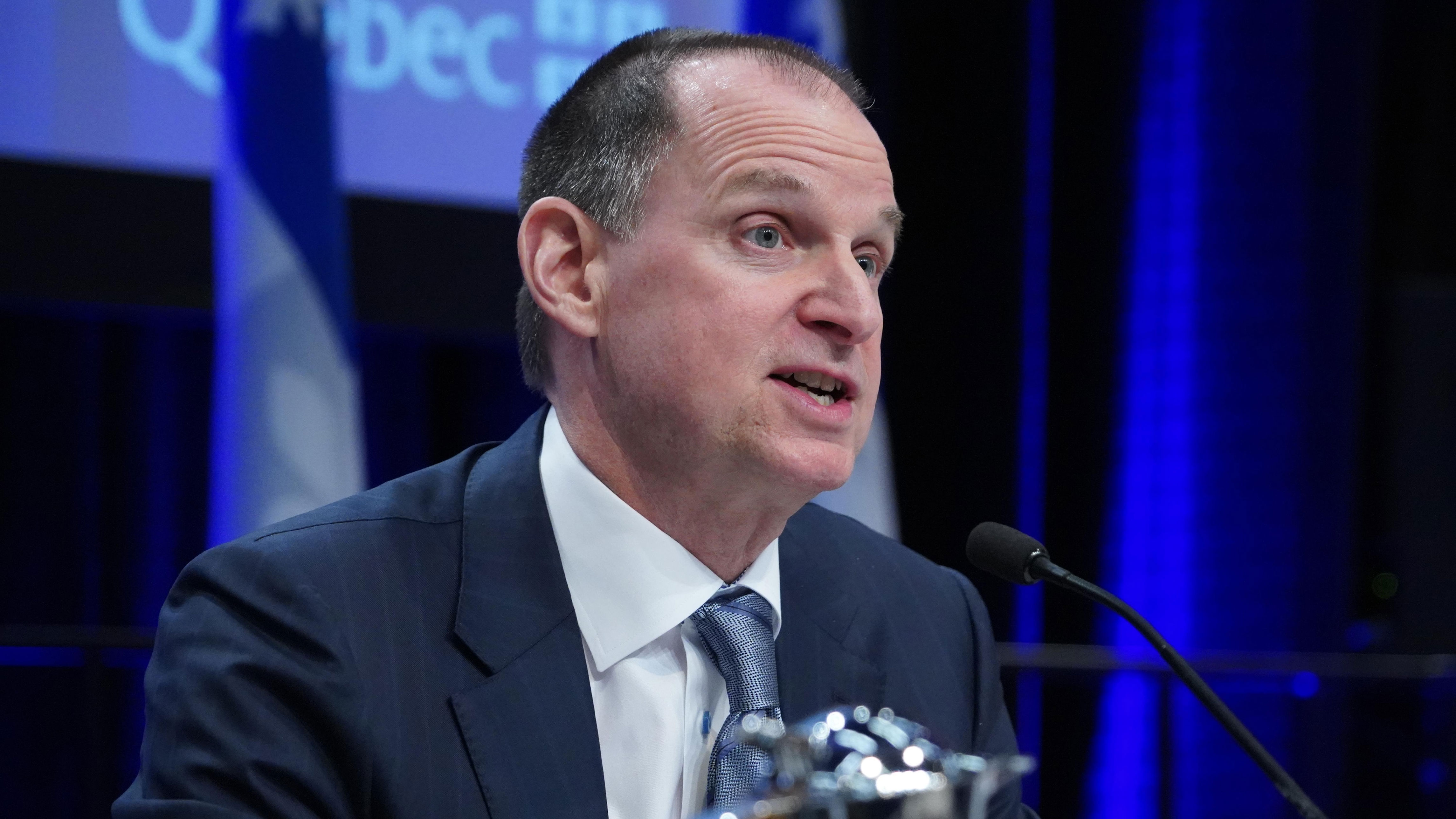 Succession de Legault : un premier appui pour Fréchette, Girard se dit ...