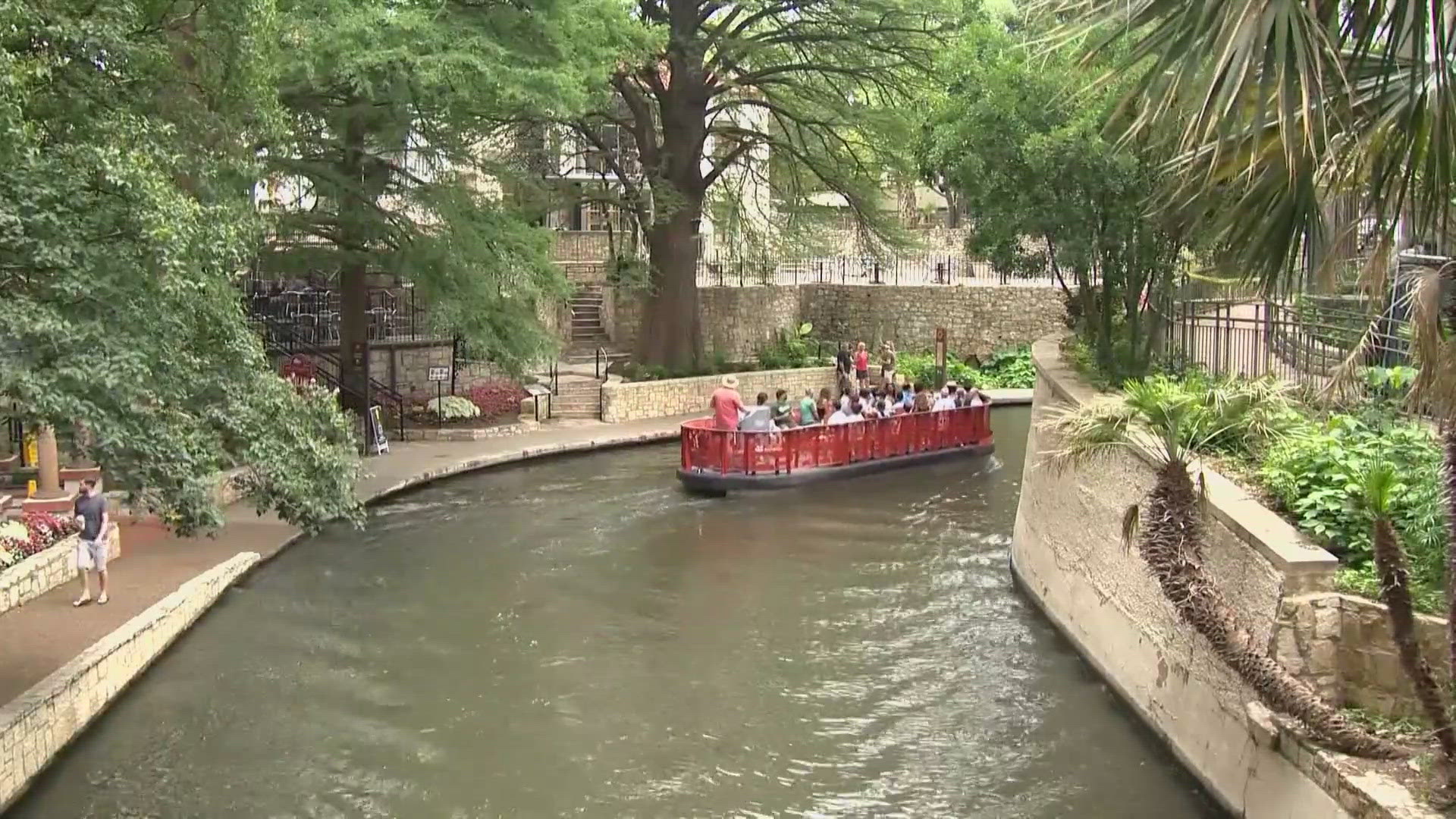 San Antonio River dredged, cleaned