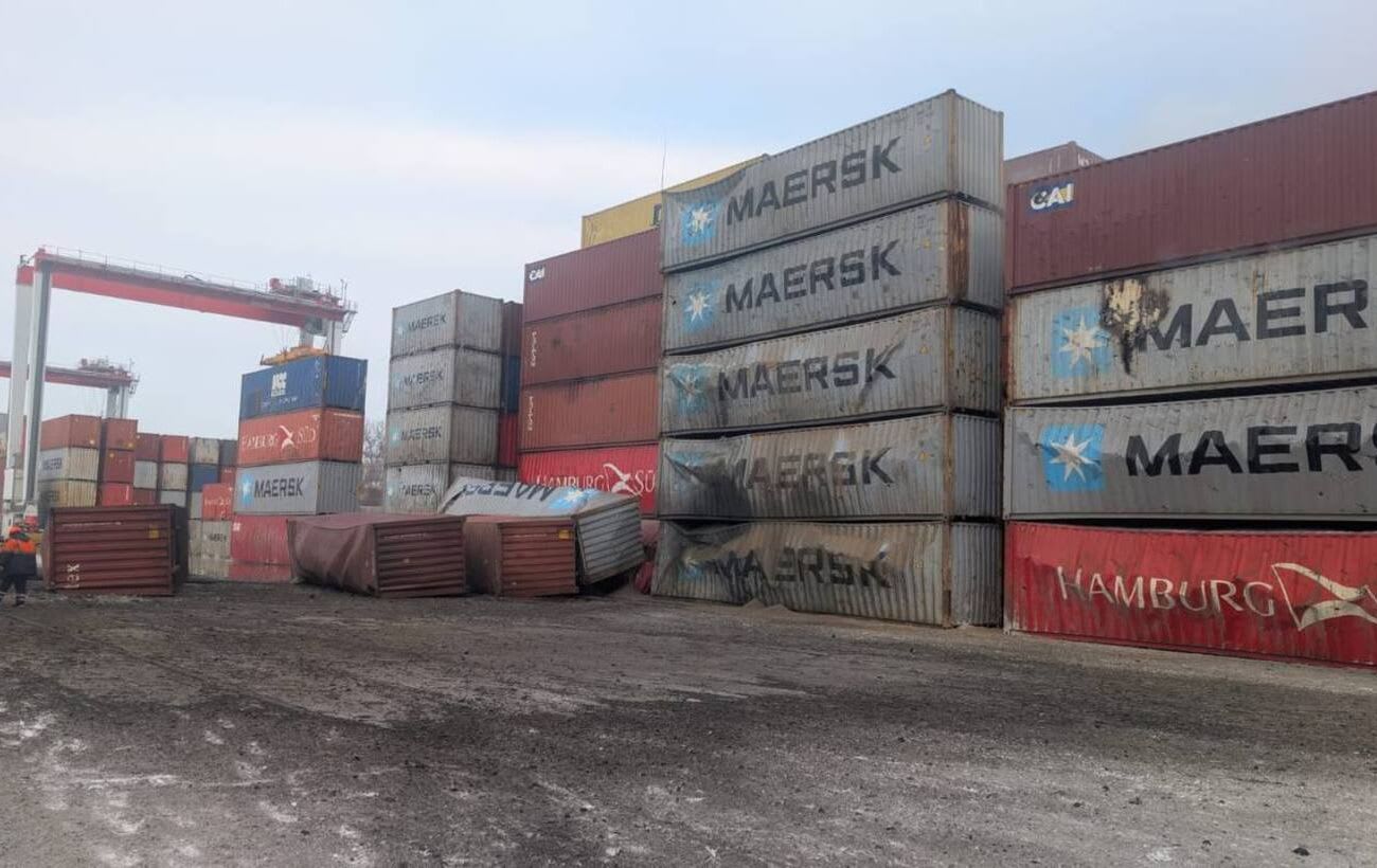 Russia launches ballistic missile attack on port of Chornomorsk: One ...