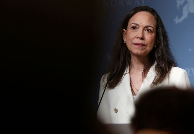 Trump to meet Venezuelan opposition leader Machado after praising its ...