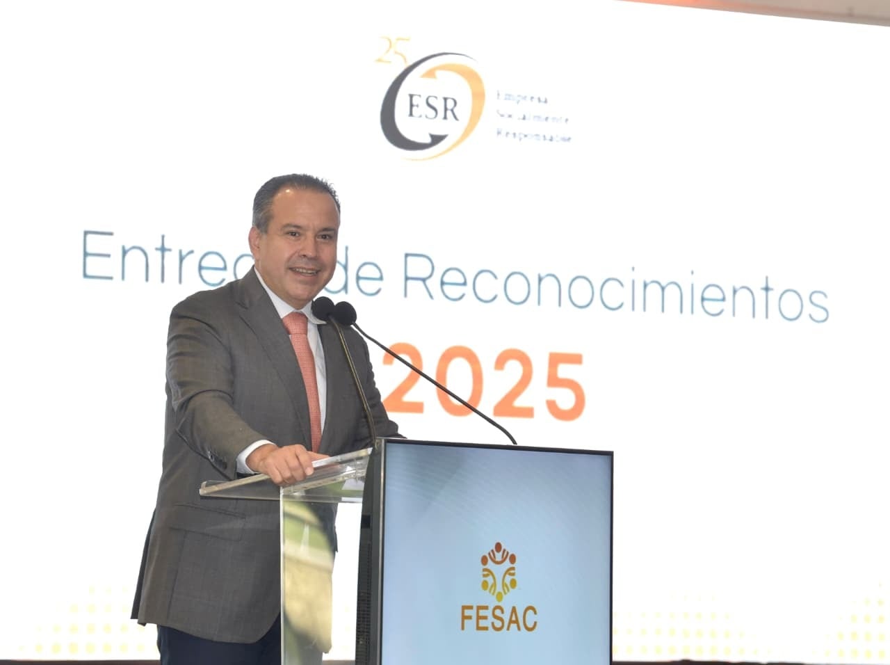 Suman Astiazarán y sector empresarial esfuerzos para rehabilitar calle ...