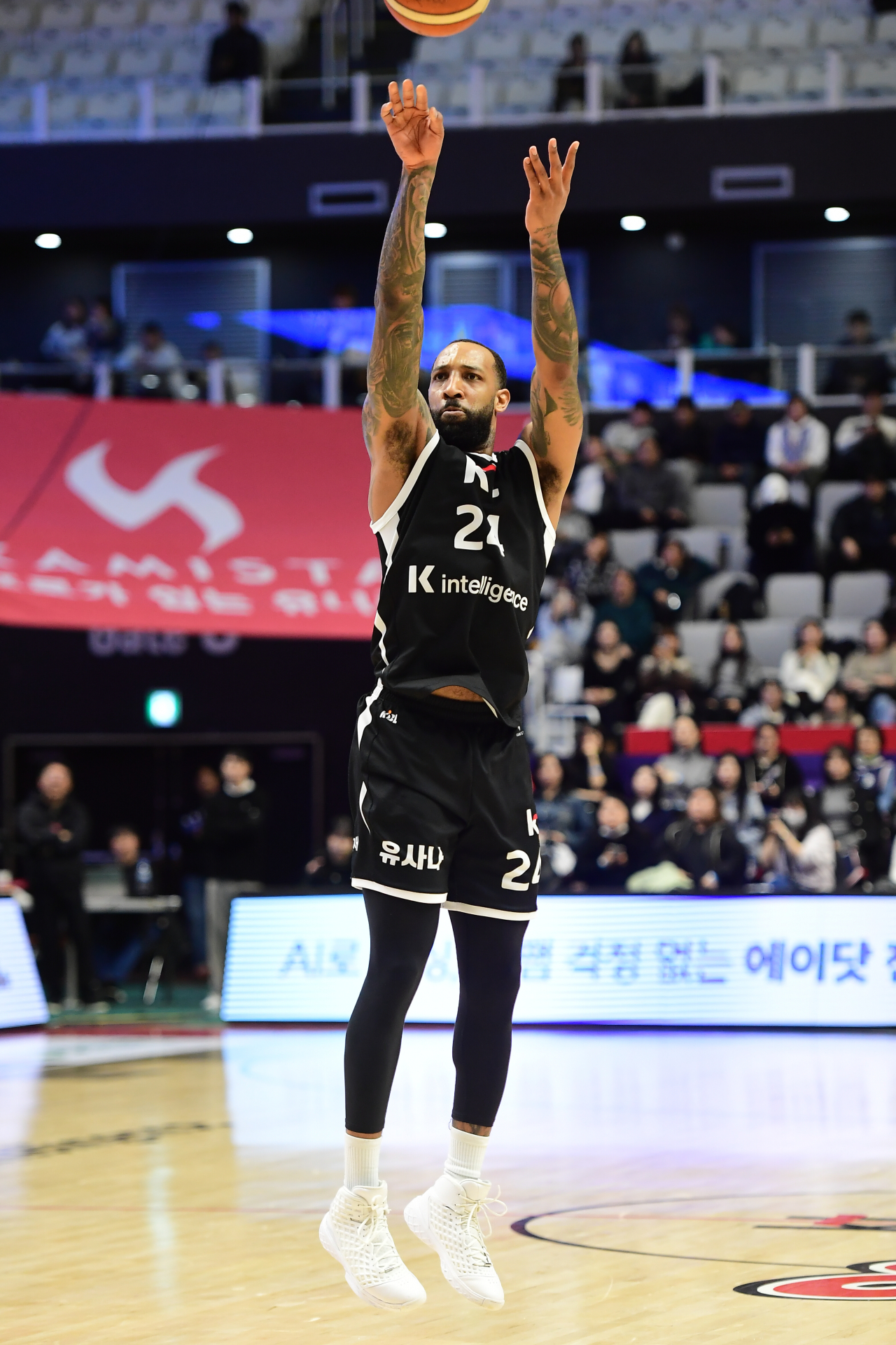 KBL, 외국선수 제도 변경…2026~2027시즌부터 2~3쿼터 2명 출전 가능