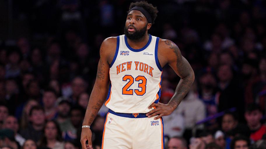 Knicks have painfully obvious Mitchell Robinson problem to solve ...
