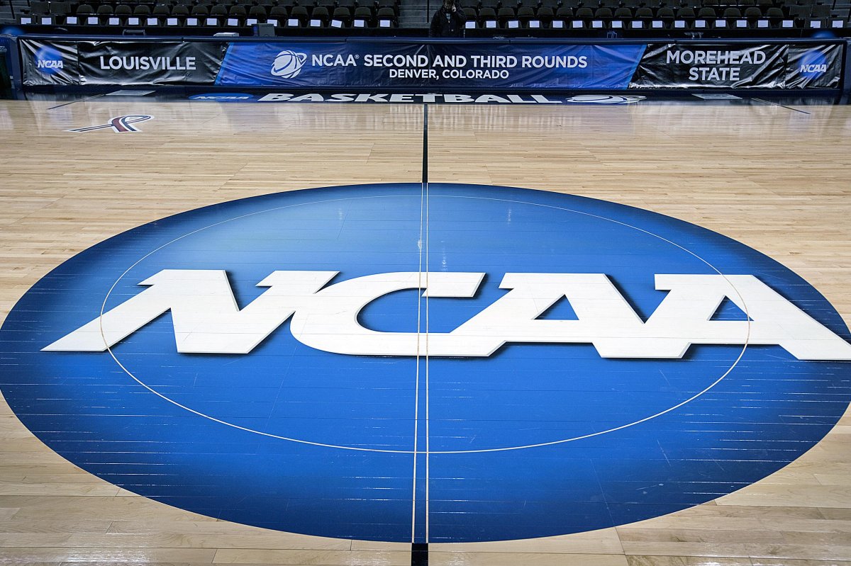 Feds charge 20 in NCAA, Chinese basketball point shaving scheme