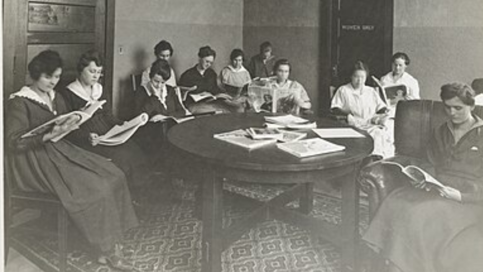 Top Medical Researchers Links Adolf Hitler to Rare Medical Disorder ...