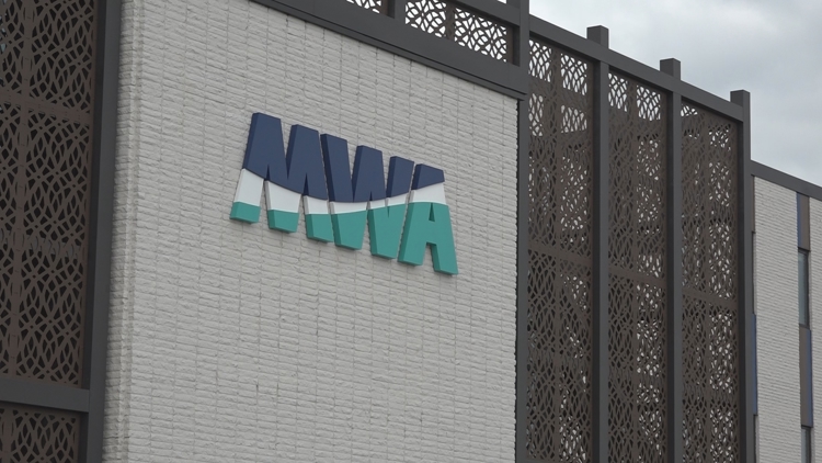 Sinkhole forces Macon Water Authority to close road near Vineville ...