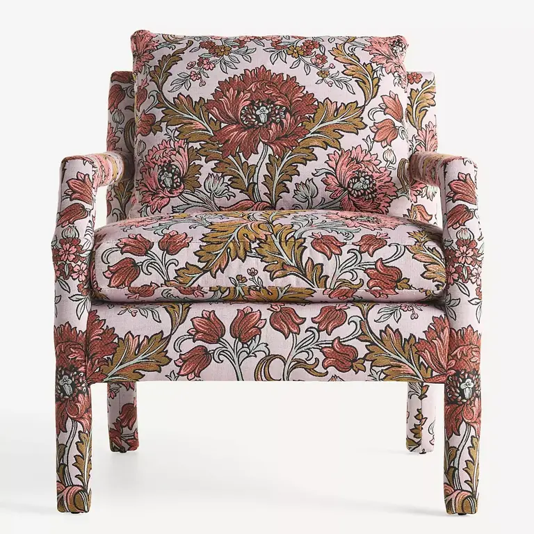 Cozy corners are your home's most underused space – Alexa Chung shows ...