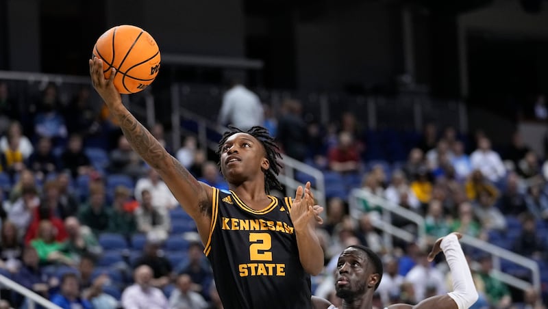 15 college basketball players accused of rigging games