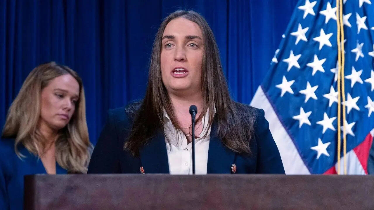 Who is Madison Sheahan? ICE deputy director resigns to run for Congress ...