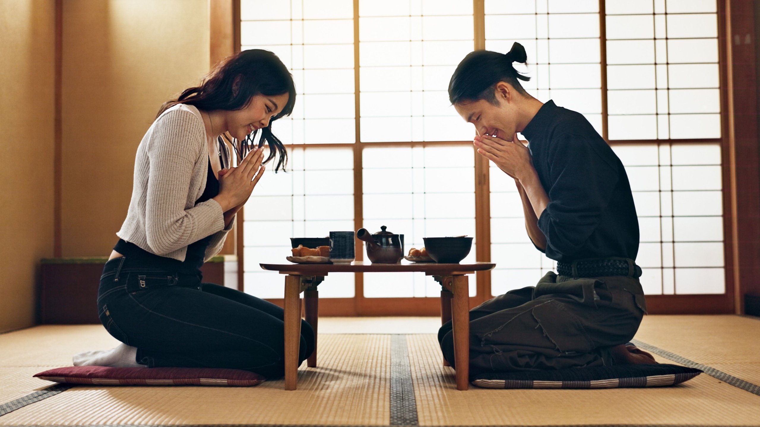 15 social norms Americans often notice when traveling