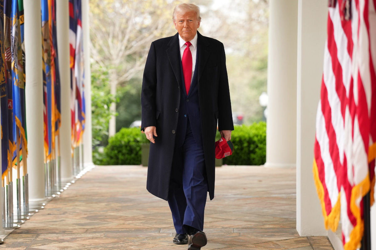 President Trump threatens to invoke Insurrection Act in Minnesota amid ...