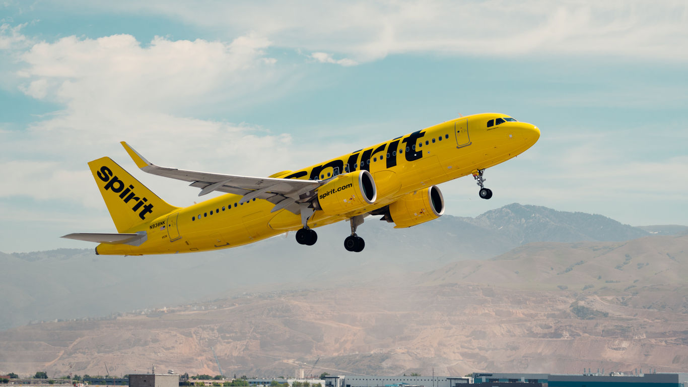 Spirit Airlines to resume spring break routes to warm destinations