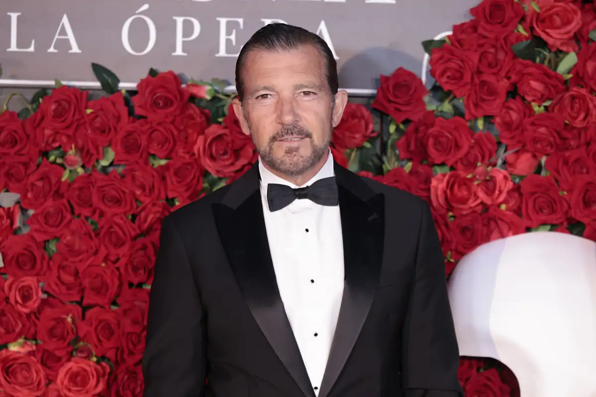 Antonio Banderas revive su niñez en Málaga y confiesa cómo el cine de ...