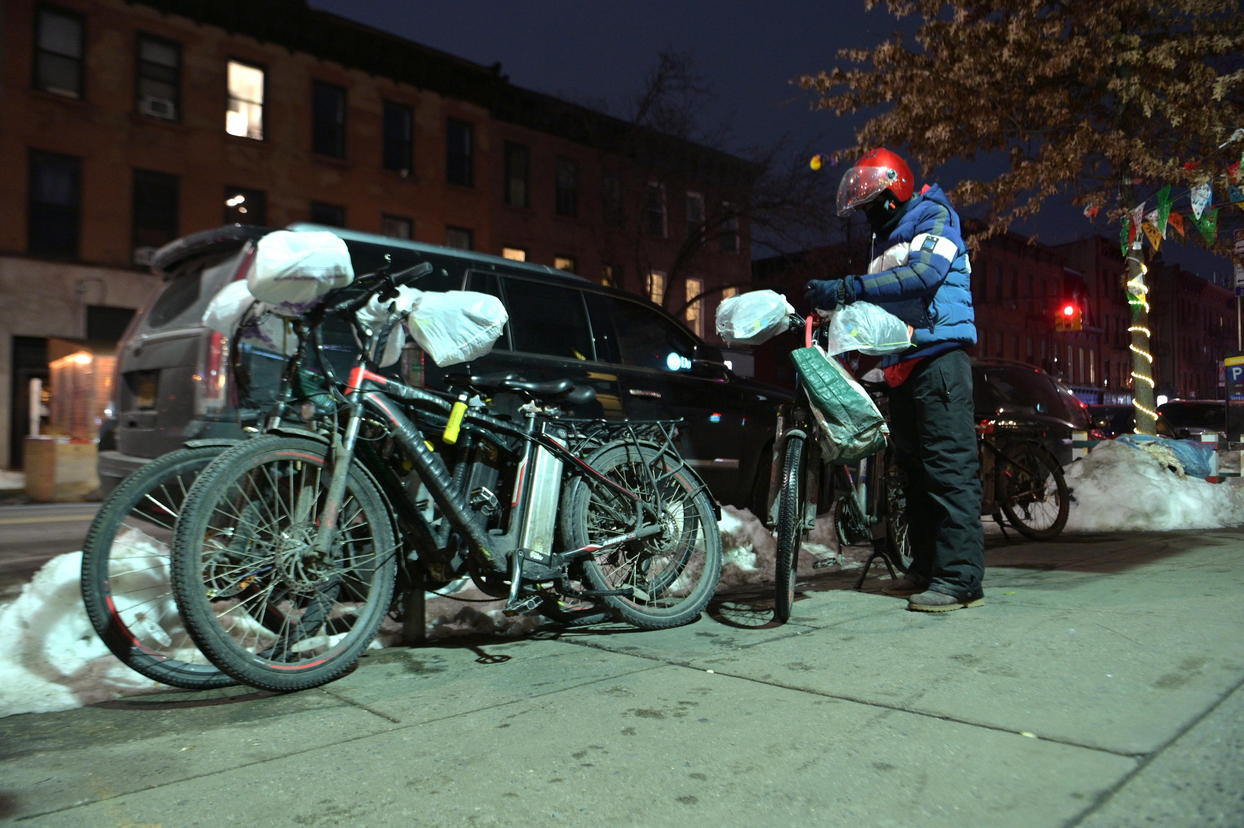 Mamdani widens delivery-app crackdown with lawsuit alleging workers ...