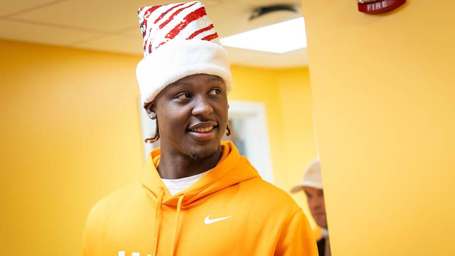 Tennessee’s QB room gets a major boost as 5-star Faizon Brandon ...