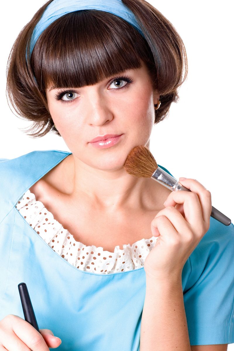 12 grooming habits that make women look tired rather than elegant