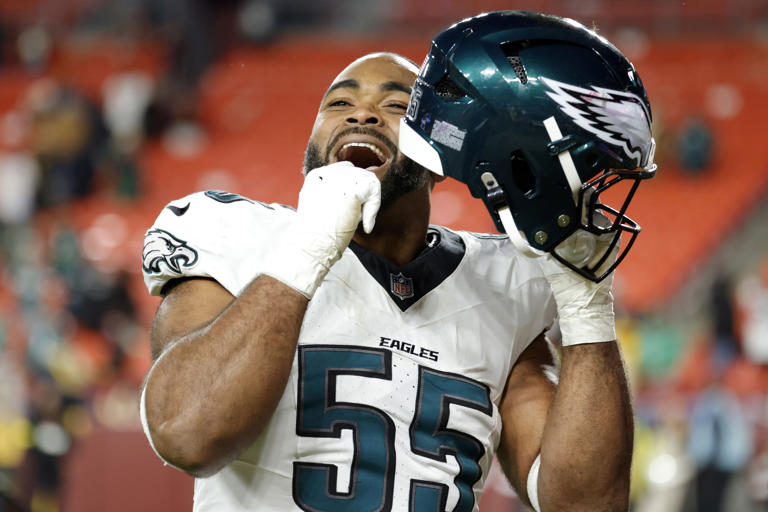 Eagles' Brandon Graham showing interest in a return for 17th season
