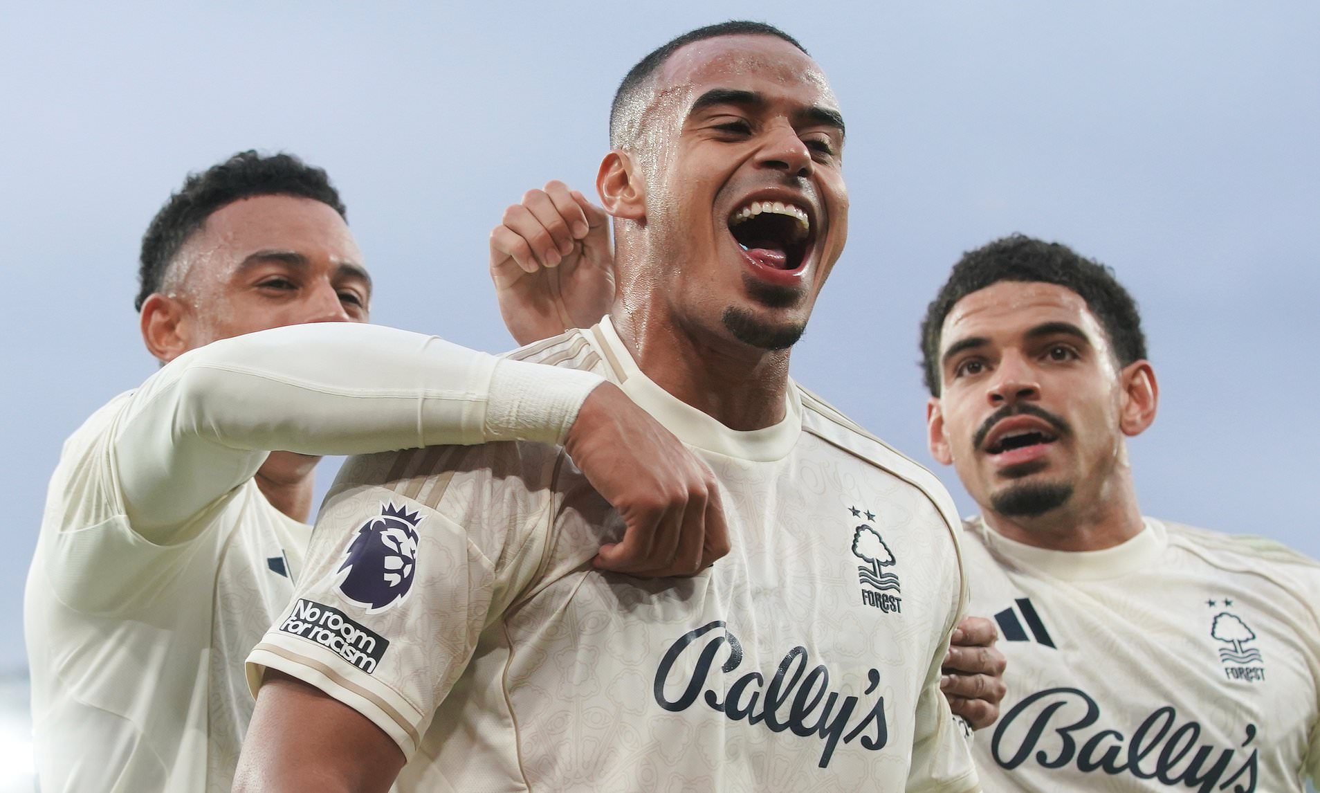 Man United consider summer move for Nottingham Forest star