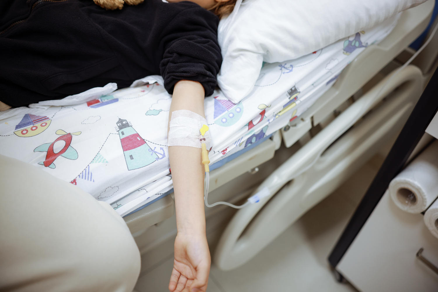 Flu symptoms in kids can turn deadly fast. The flu shot is still the ...