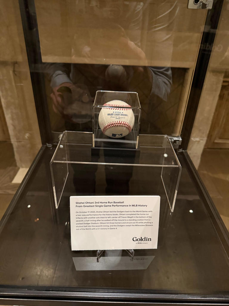 Historic Shohei Ohtani home run ball sells for shockingly low price ...