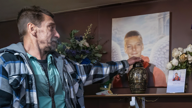 Kansas town mourns after boy killed by dog mauling