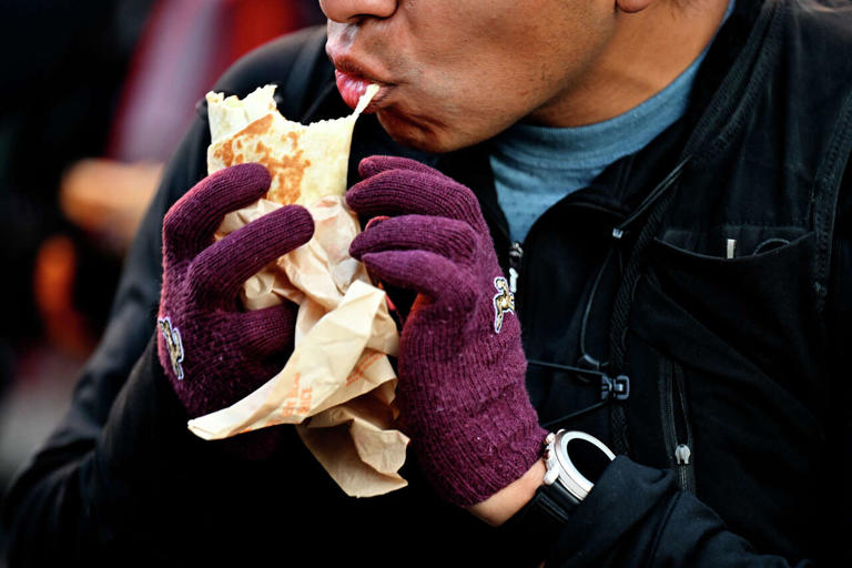 Taco Bell, Wendy's launch new value deals with low-cost menu items