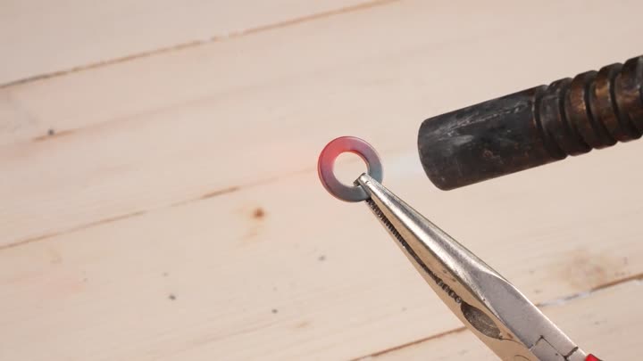 Beschädigte Kunststoffteile leicht reparieren