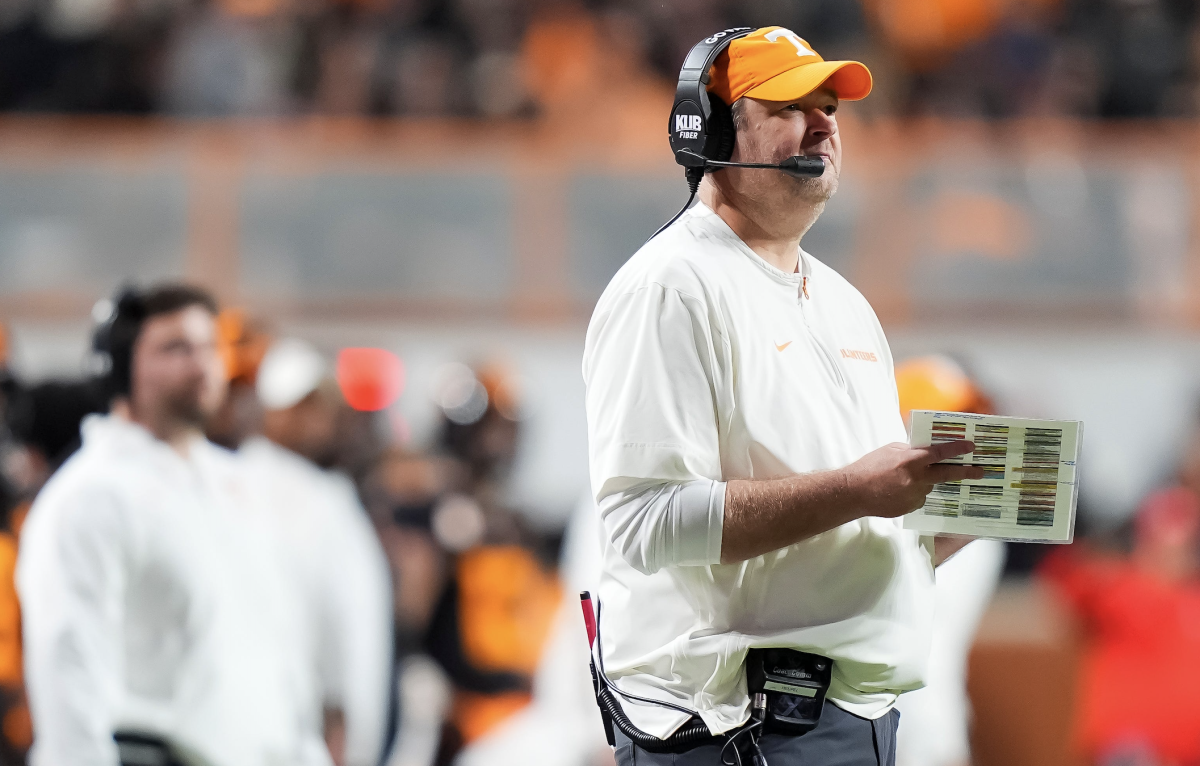 College football insider hints that 'established' QBs could still enter ...