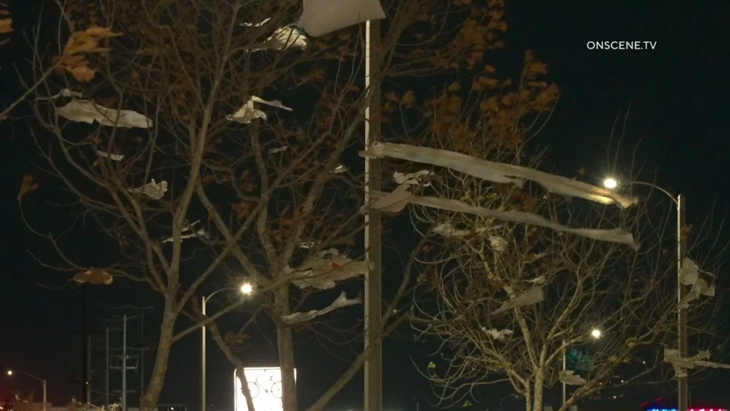 Wind advisories remain in effect across Southland