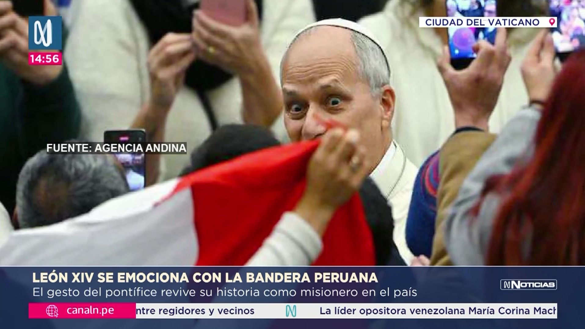 Papa León XIV se emociona al ver la bandera del Perú en el Vaticano