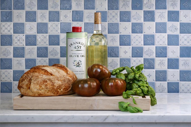 This French maker is reviving a colorful tradition