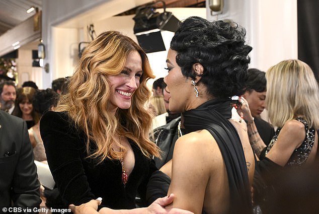 Teyana Taylor hits back after fans accuse Julia Roberts of 'body ...