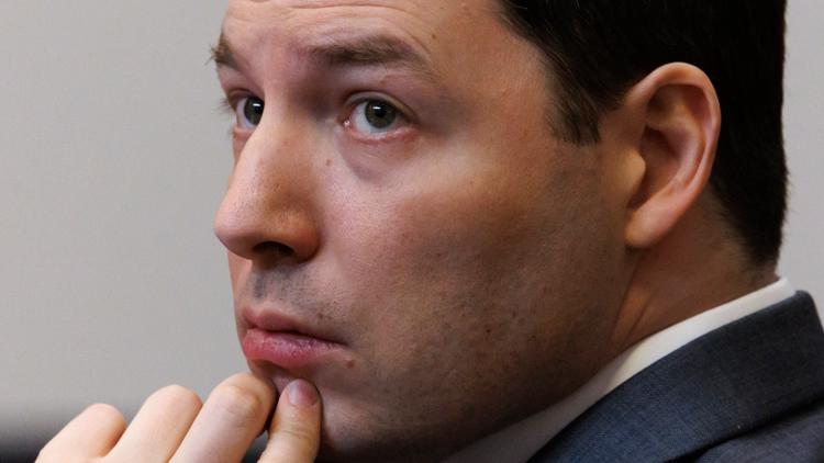 Fingerprints on knife could've belonged to Banfield, analyst testifies ...