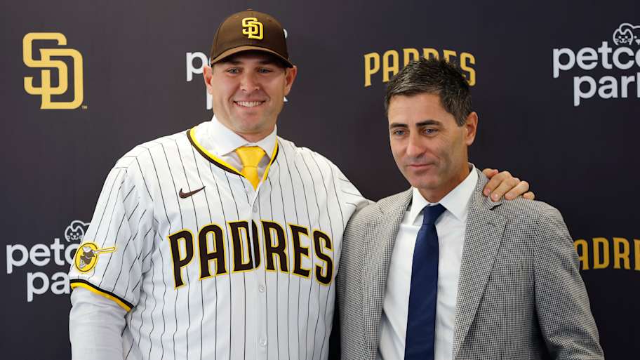 Padres land a dynamic shortstop as international free agency opens with ...