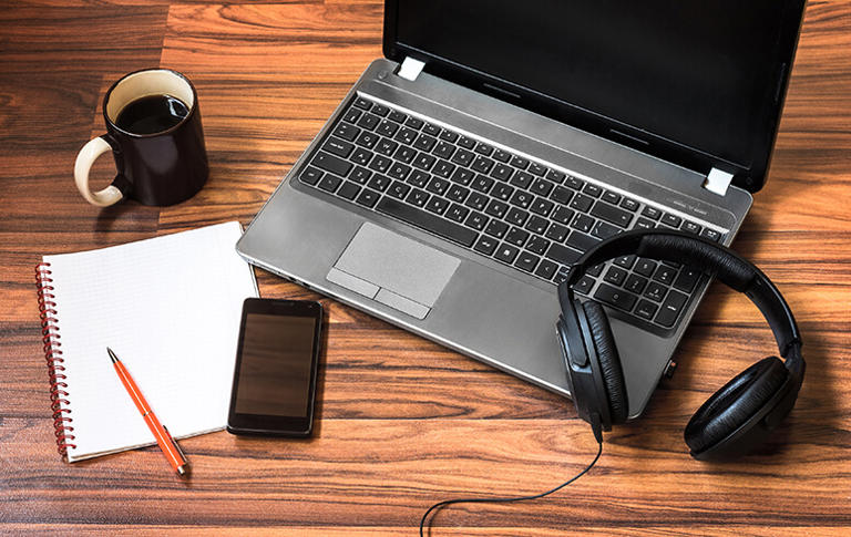 Plot twist: Sidequests became my full-time adventure