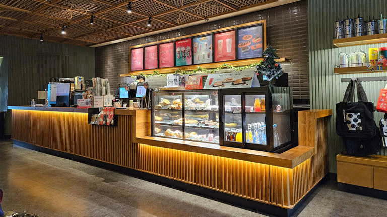 The Starbucks Sandwich Order For The Hands-Down Most Protein