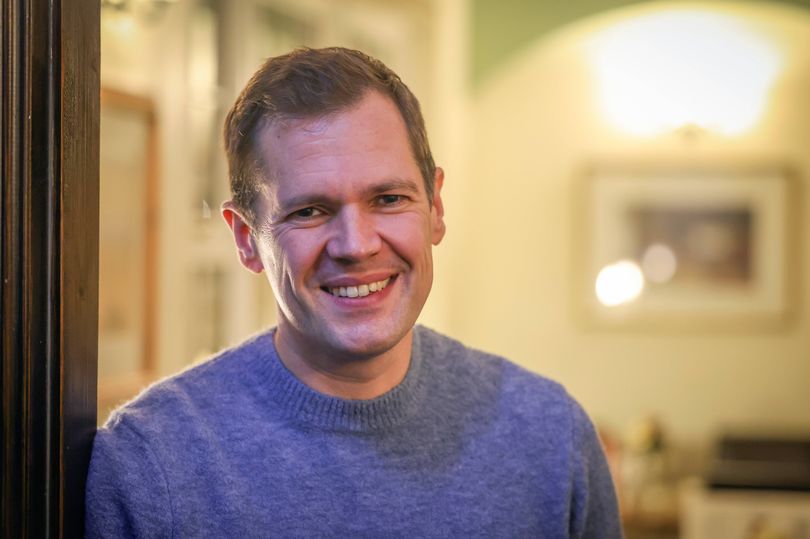 Robert Jenrick sacked after Reform UK defection speech 'left at printer'