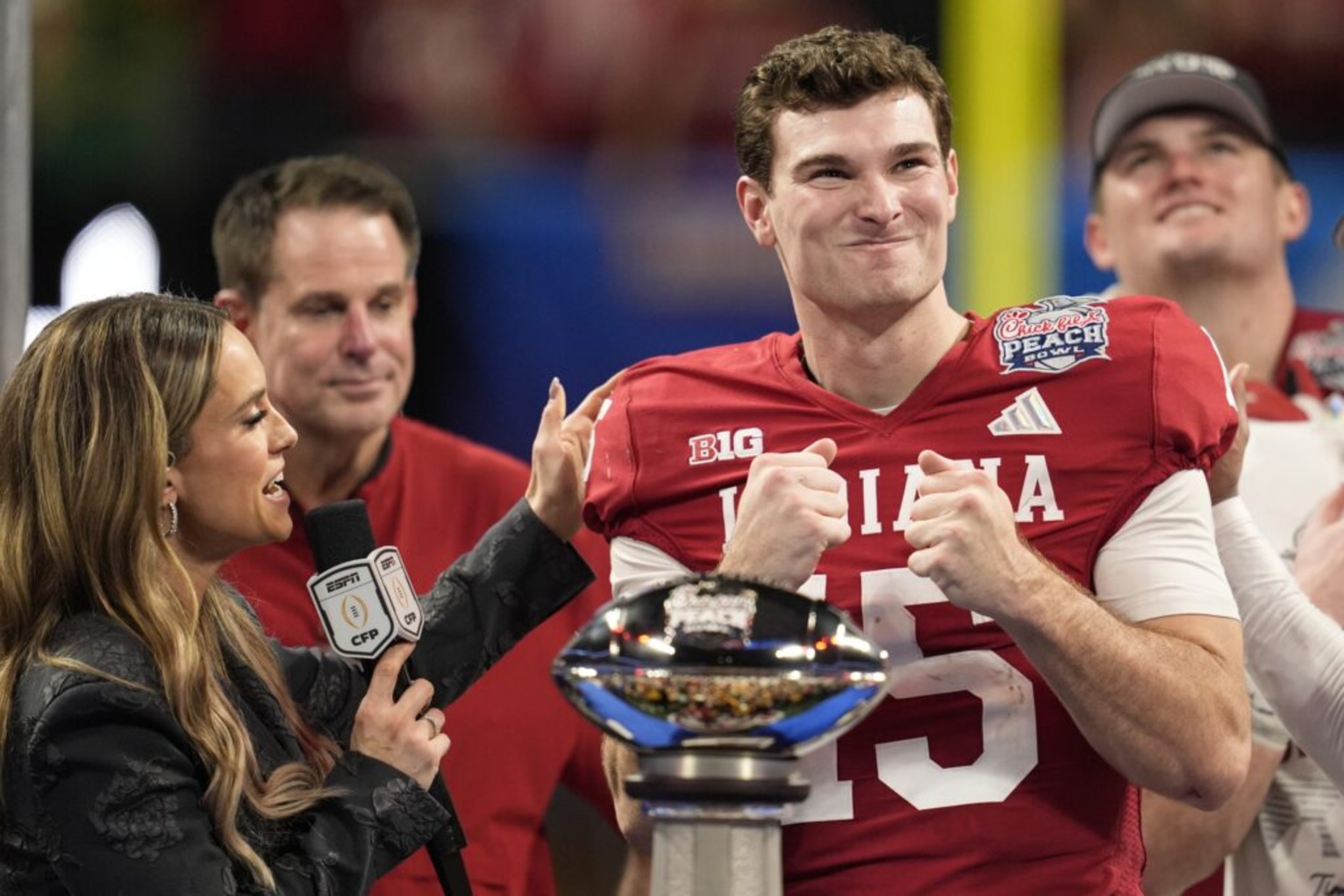 Indiana’s Heisman Trophy-winning QB faces tough test vs. Miami