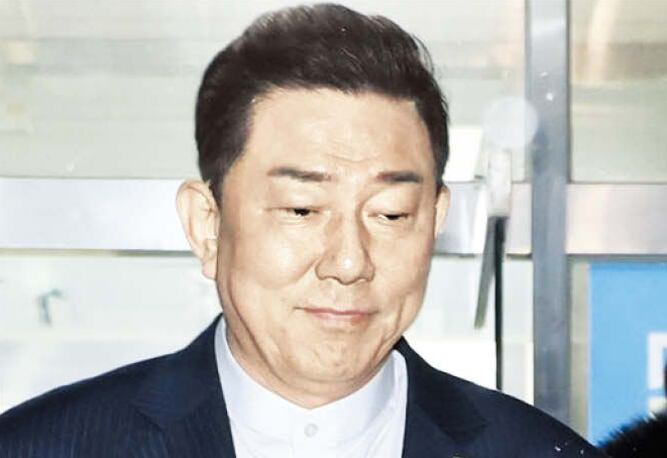 Kim Byung-kee's 'Secret Safe' eludes police search