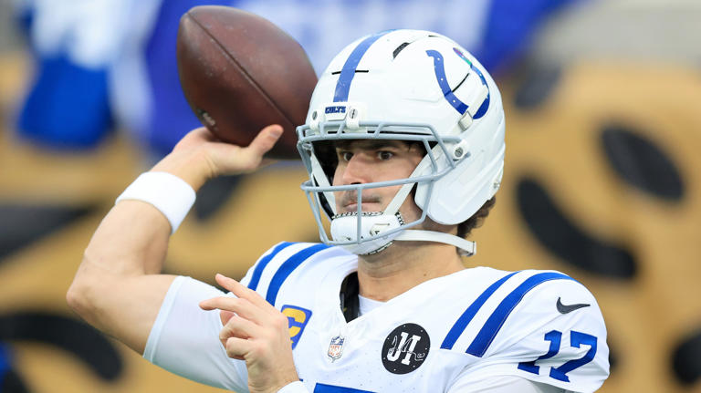 Colts urged to pursue breakout backup QB amid Daniel Jones injury recovery